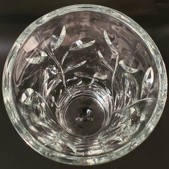 RCR | Accents | 1 34 Laurus Italian Crystal Vase By Rcr | Poshmark
